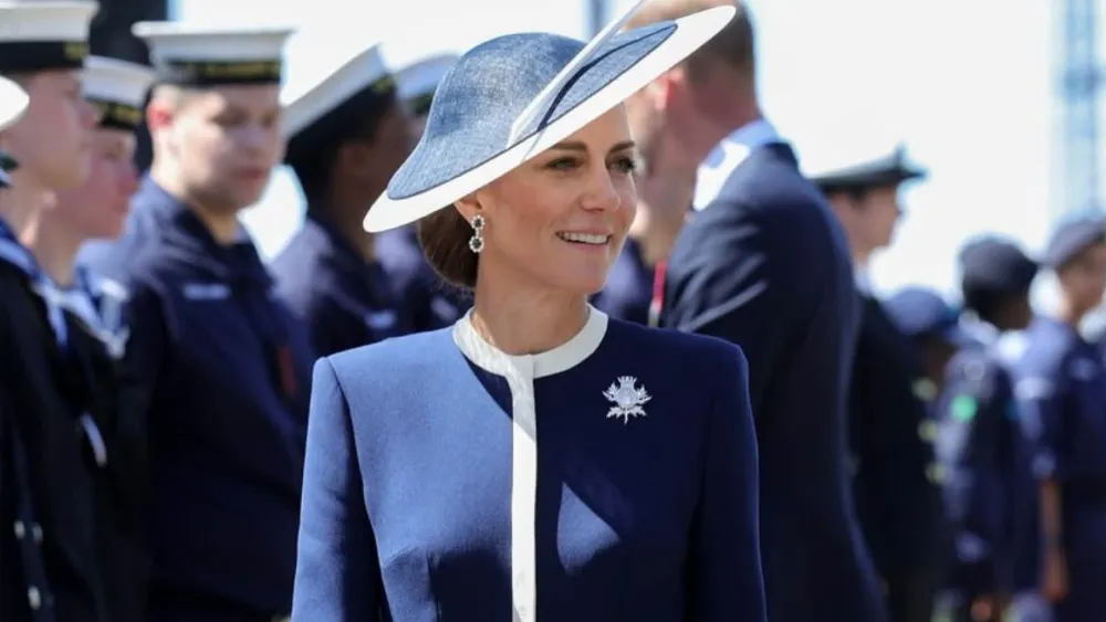El emotivo guiño de Kate Middleton a Lady Di con este look marinero ...